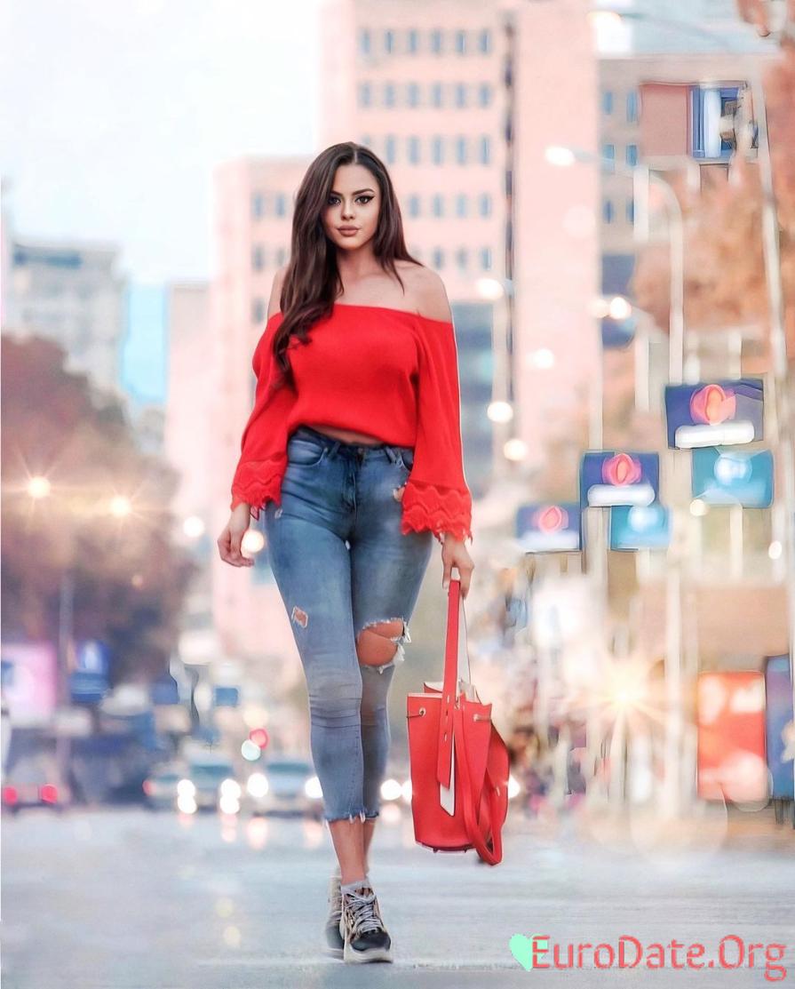 Mastering the Art of Dating Gorgeous Macedonian Women