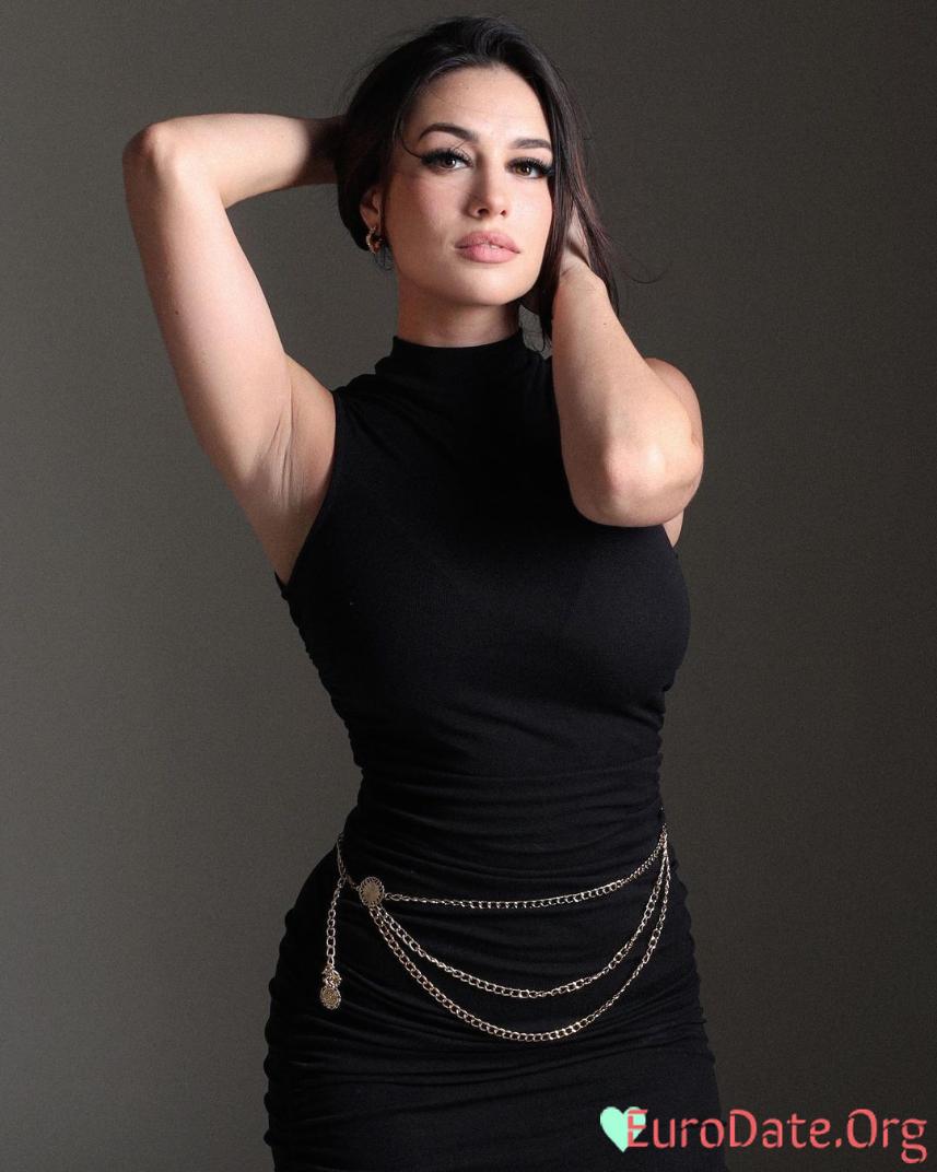 Charming Maltese Women: Discovering Love in Malta