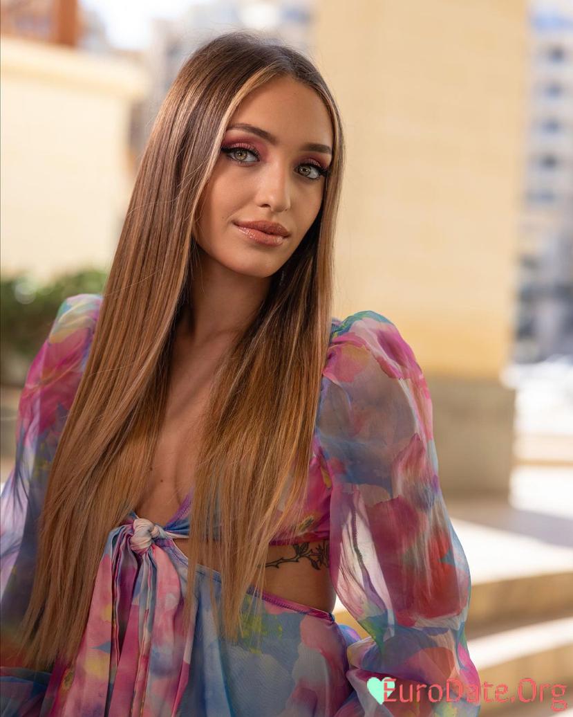 Charming Maltese Women: Discovering Love in Malta