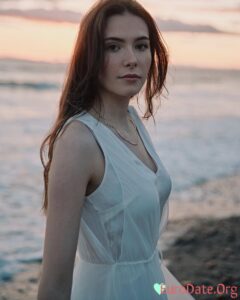 Scottish Women's Beauty: The Phenomenon Explained